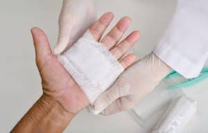 Cómo Limpiar una Herida en Proceso de Curación: Pasos Esenciales ...